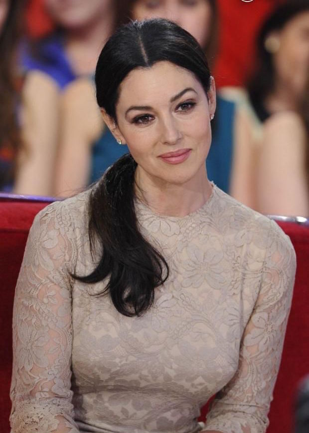 Speak French Like Celebrities - French Studio Singapore